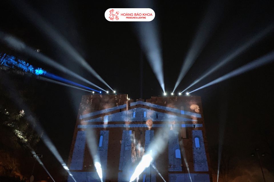 Stage Lighting | Hoang Bao Khoa